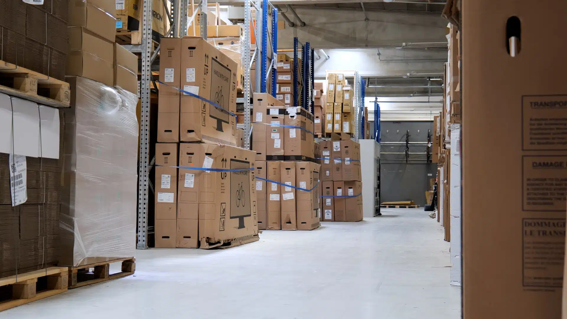 Warehouse Management for Webshops: 7 Signs Your Warehouse Has Become ...